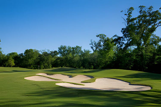 TurfTroniq SmartRake: Zero emission robotic bunker rake – Positioned